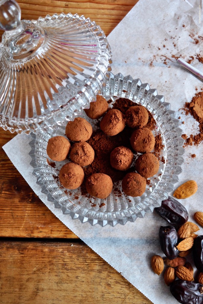 Fondant with dates and cacao